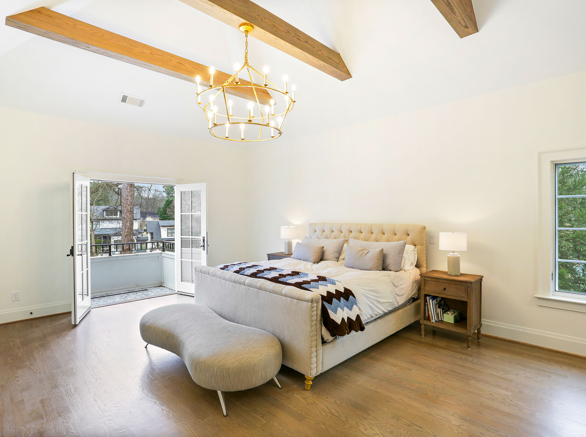 Decatur Farmhouse - ROBERT KOCH DESIGNS