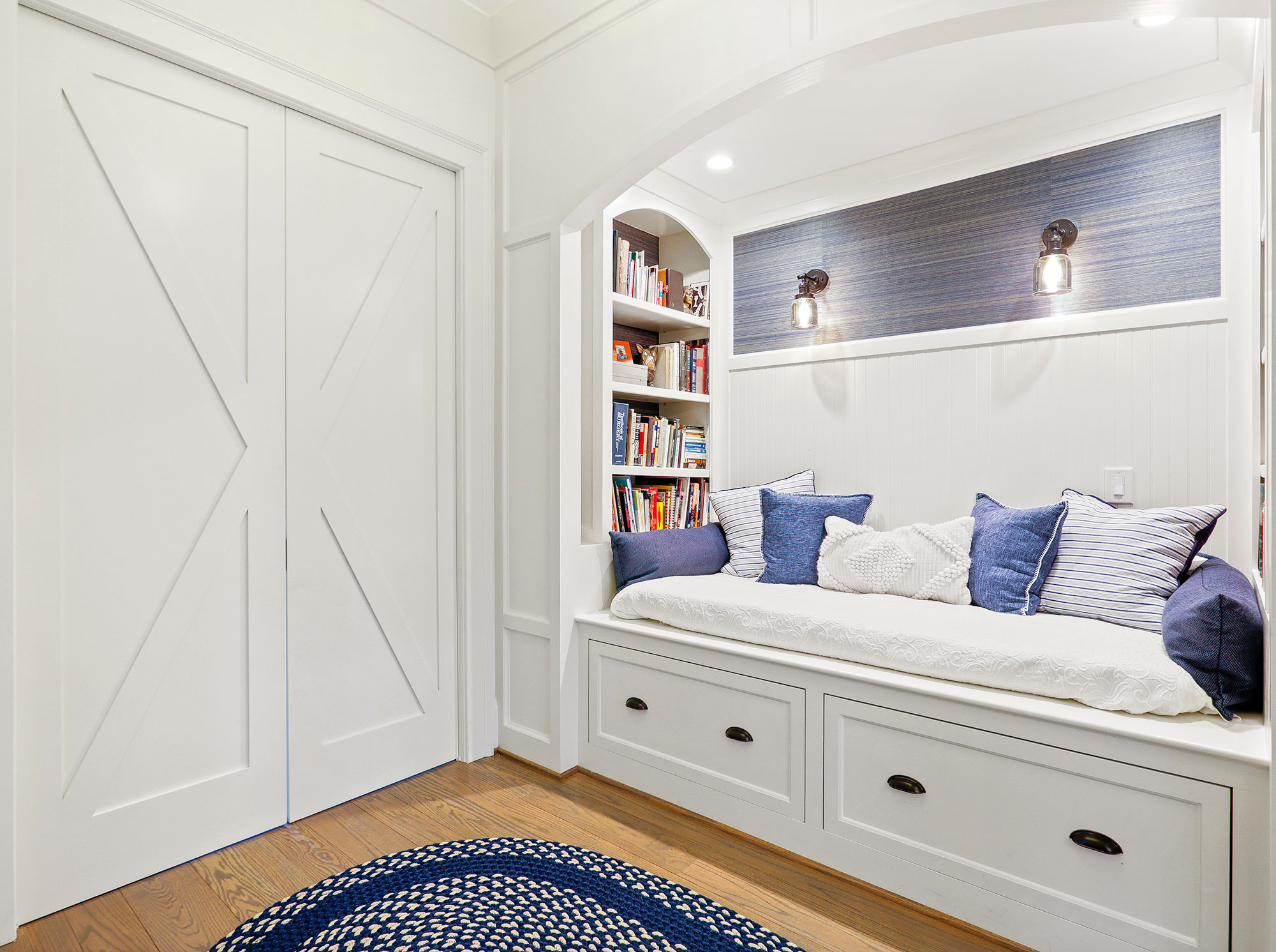 Decatur Farmhouse - ROBERT KOCH DESIGNS